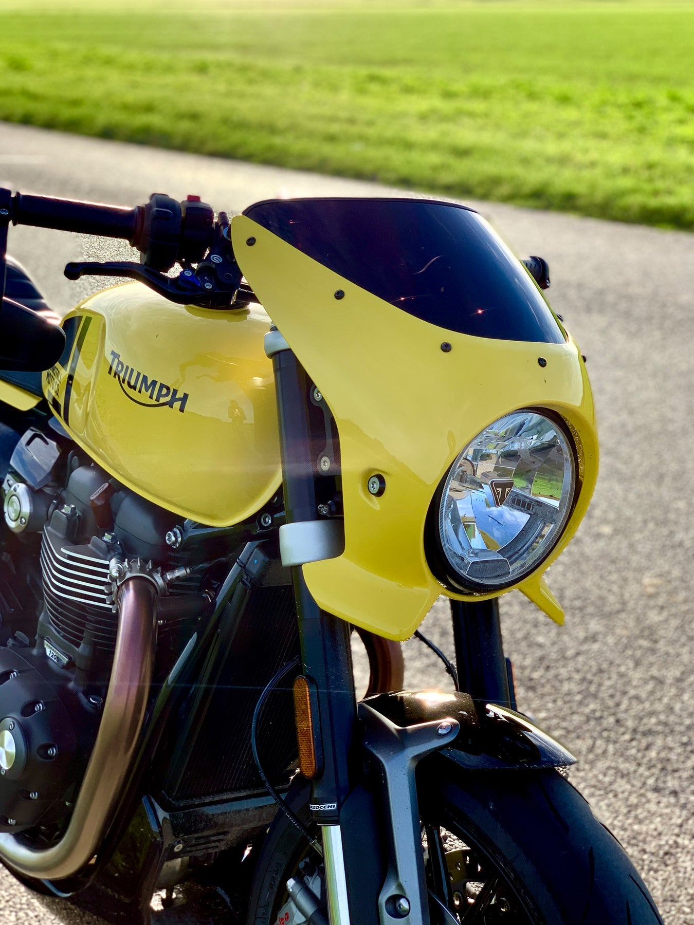 RENNSTALL MOTO | Front Fairing | Triumph Speed Twin 1200 / Thruxton ...